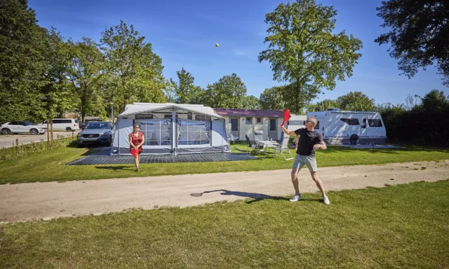 Stilvolle Campingpltze Bei Roermond Bildernull